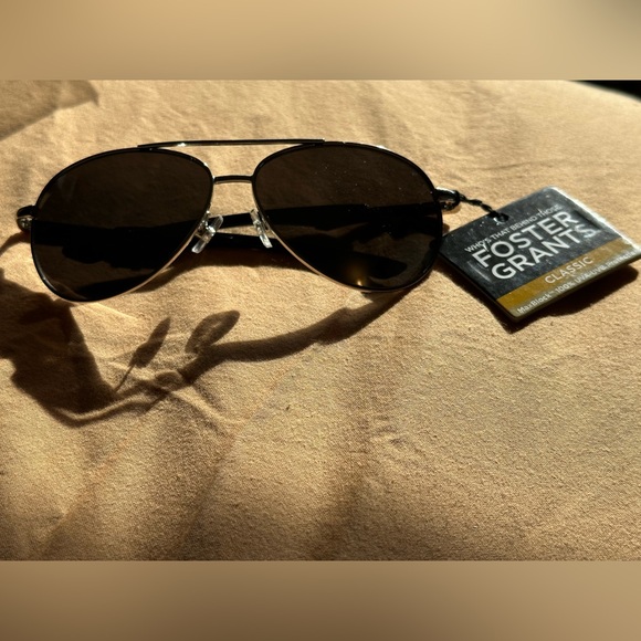 Foster Grant | Accessories | Foster Grant Black Aviator Sunglasses ...
